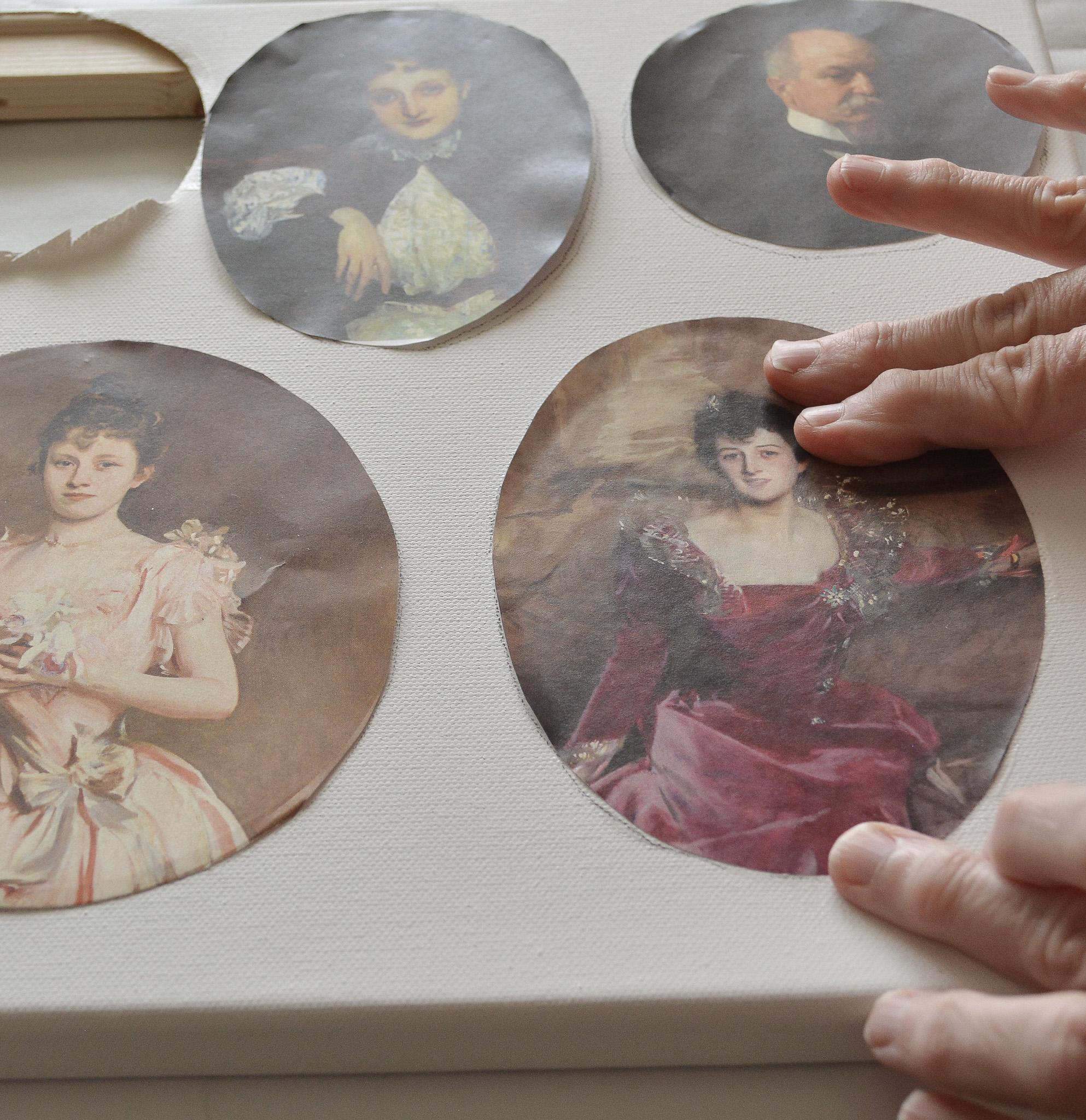 How to Make Prints Look Like Antique Oil Paintings - Janet Clark at Home